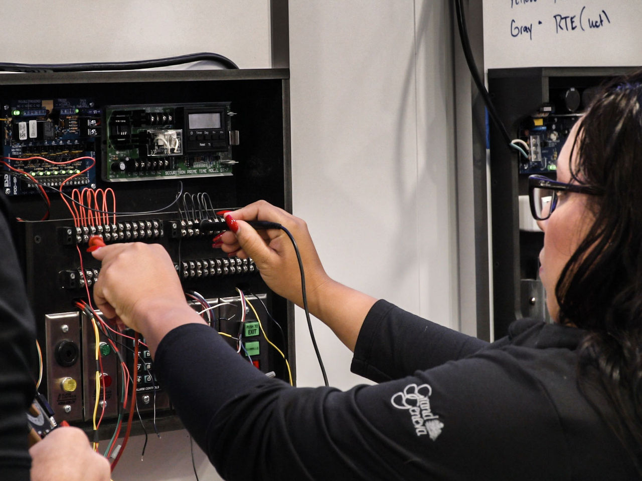 Educational Programs | ASSA ABLOY Intelligent Openings