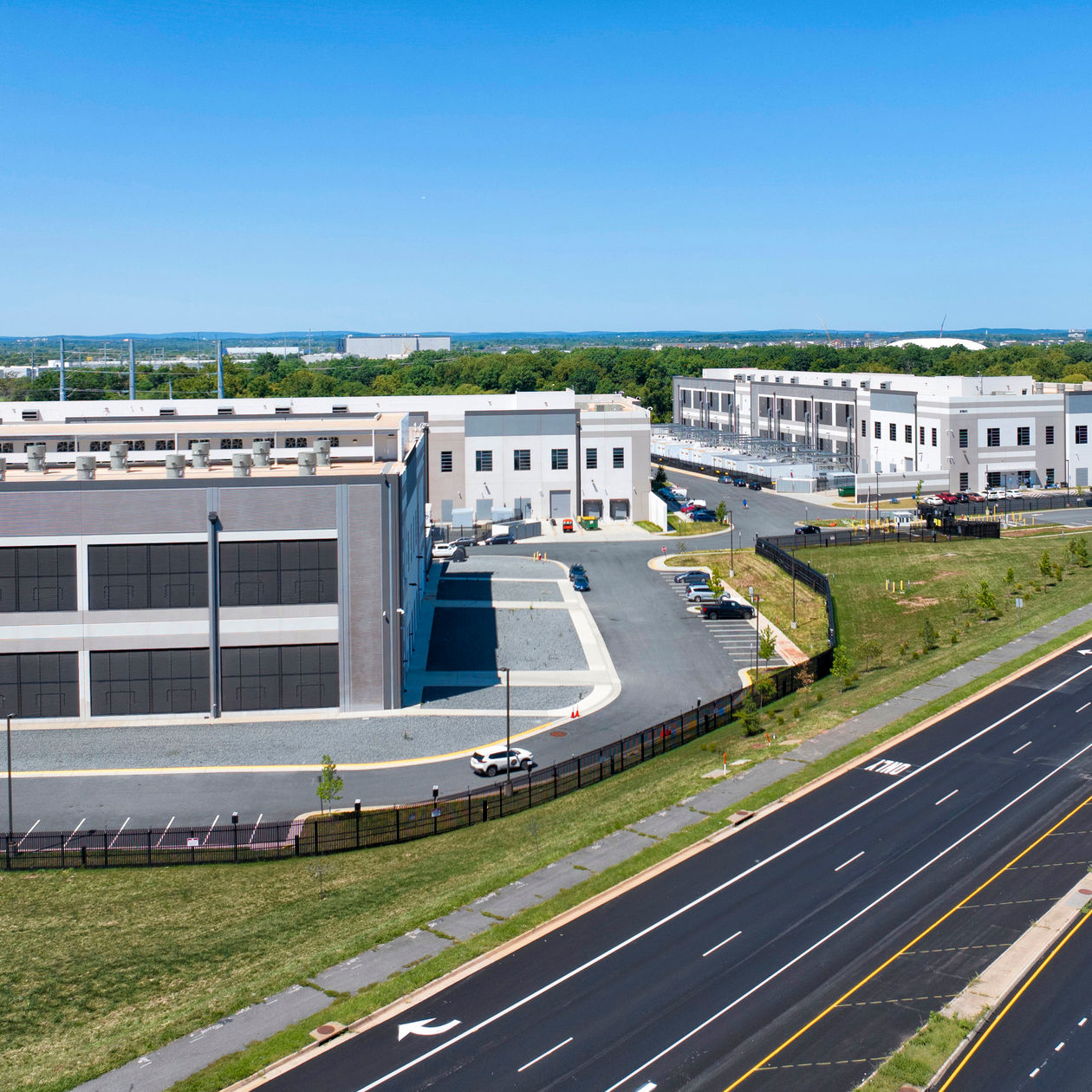 Data Center & Server Room Access Control | ASSA ABLOY Intelligent Openings