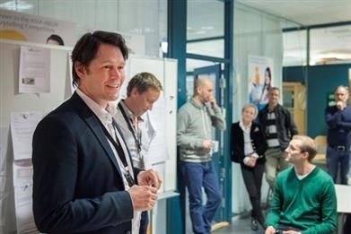 Services | ASSA ABLOY Intelligent Openings